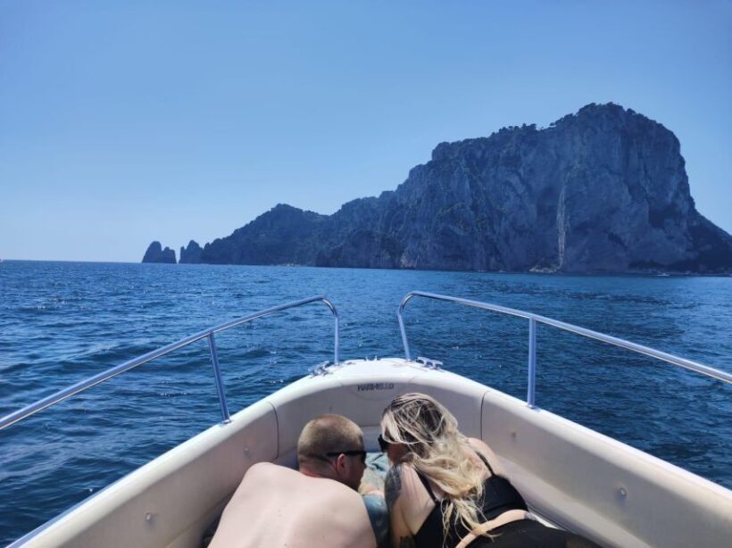 Tour Capri: discover the island of VIPs by boat - An In-Depth Look at the Experience