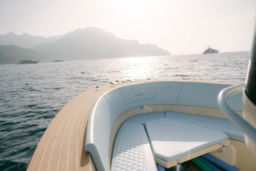 Tour Capri: discover the island of VIPs by boat - Detailed Breakdown of the Itinerary