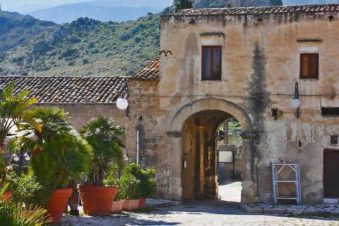 Tour Castellammare, Scopello and Zingaro from Palermo - FAQs