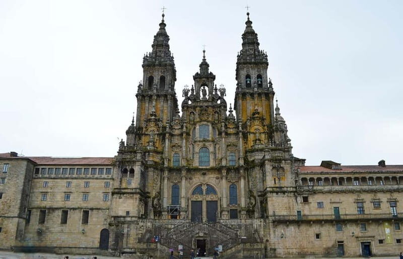 Tour Cathedral of Santiago with roofs & Portico de la Gloria - The Sum Up: Is This Tour Worth It?