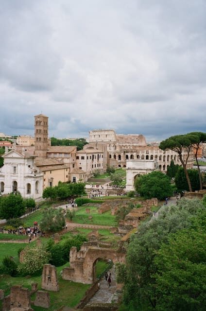 Tour del Colosseo, Foro Romano, Palatino con guida esclusiva - The Sum Up