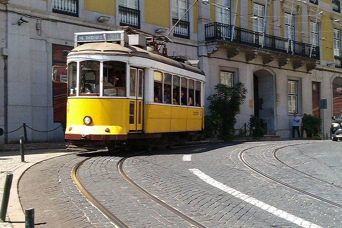 Tour Discover the charms and secrets of the beautiful city of Lisbon - The Sum Up