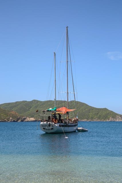 Tour en Velero a Bahía Concha Parque Tayrona - Authenticity and Review Insights