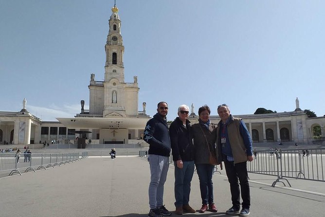 Tour Fátima, Batalha, Nazaré, and Óbidos - Tour Experience and Feedback