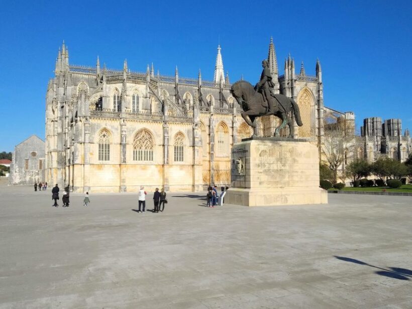 Tour Fátima Batalha Nazaré e Óbidos - Key Points