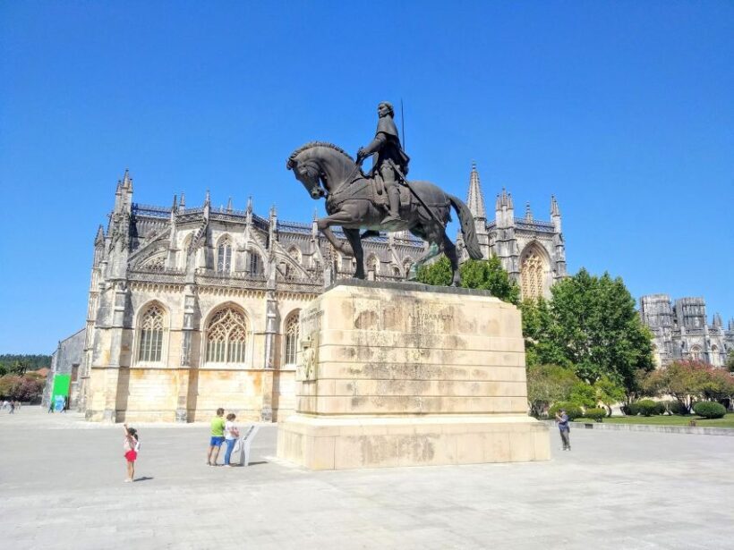 Tour Fátima Batalha Nazaré e Óbidos - Who Should Consider This Tour?