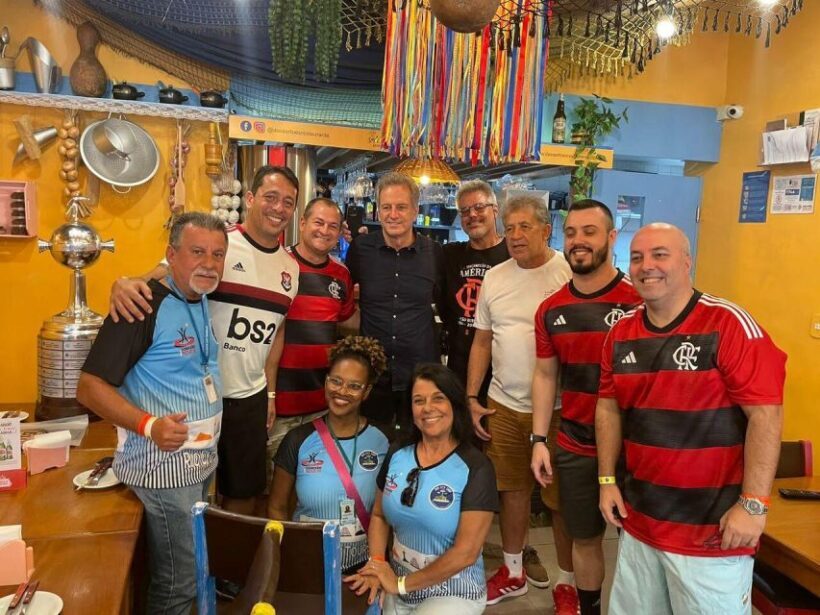 Tour Flamengo Legacy: Journey Through History and Passion - The Highlight: Meeting a Flamengo Legend