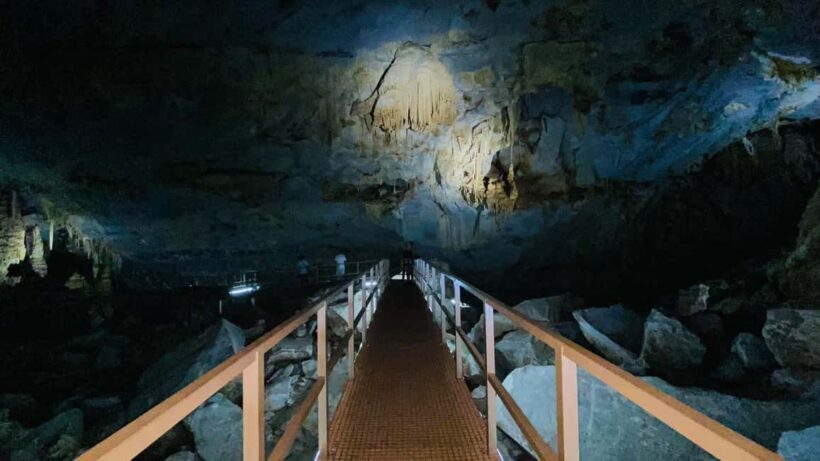 Tour "Grutas Bustamante" + Guía + Transfer + Tickets - Tasting Traditions at Panadería La Superior