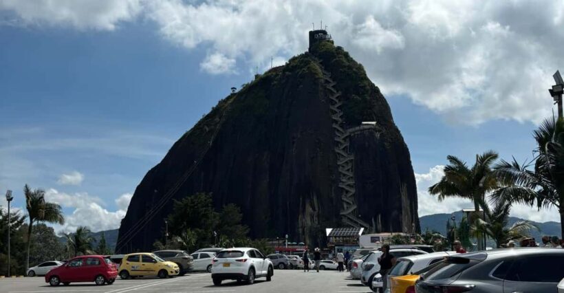 Tour Guatapé con visita a Granja de las Llamas y las Alpacas - The Pickup and Journey