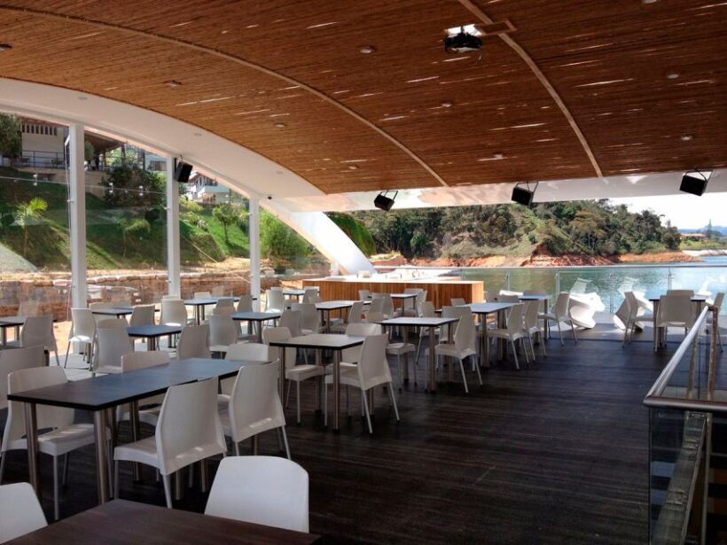 Tour Guatapé: luxury yacht to the stone of Peñol. - FAQ