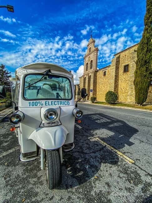 TOUR GUIADO EN TUK TUK POR AVILA 1 HORA - An In-Depth Look at the Tour Itinerary