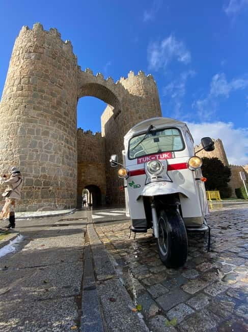 TOUR GUIADO EN TUK TUK POR AVILA 1 HORA - Who Will Love This Tour?