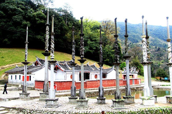 Tour Guide and Car: Private Day Tour to Tianluokeng Tulou from Xiamen - An In-Depth Look at the Tianluokeng Tulou Private Tour