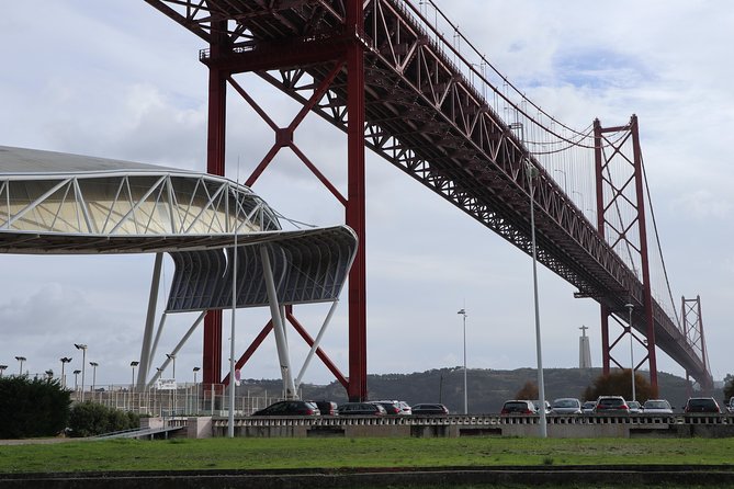 Tour in Lisbon with visit to Belem, Cristo Rei and Pillar 7 Reality Experience - What Travelers Are Saying