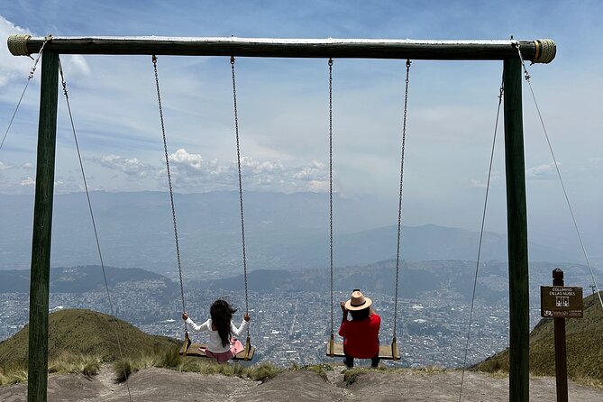 Tour in Quito, Middle of the World-Cable Car-Panecillo - Meeting and Pickup Details