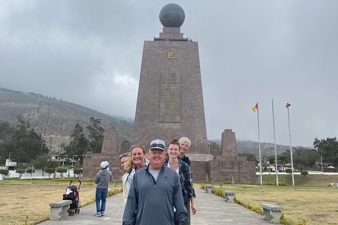 Tour in Quito, Middle of the World-Cable Car-Panecillo - Traveler Reviews and Feedback
