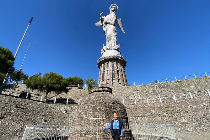 Tour in Quito, Middle of the World-Cable Car-Panecillo - Exploring the Panecillo