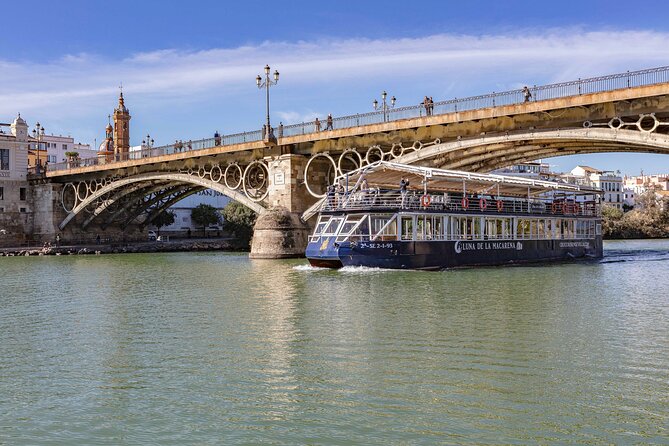 Tour in Seville Tourist Bus, Panoramic Cruise and Walking Tour - Tour Highlights