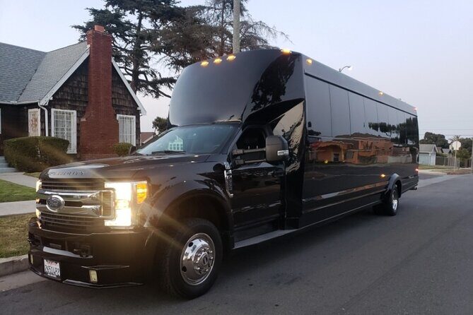 Tour in Sofi Stadium in Party Bus - FAQ