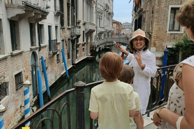 Tour in Venice With a Local Guide - Experiencing Venetian Culture With a Local Guide