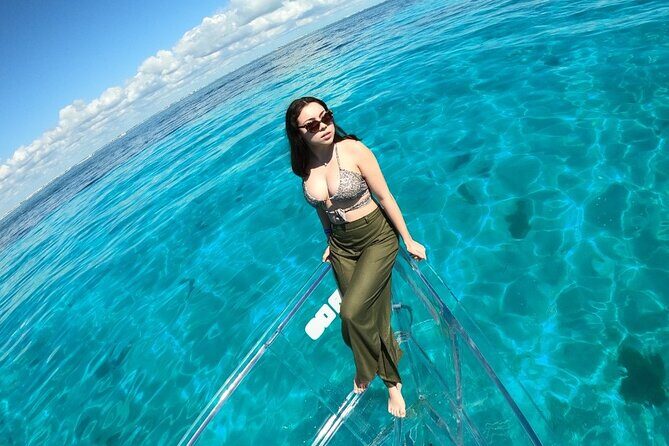 Tour Isla Mujeres excursion in Collective Transparent Boat - Who This Tour Is Best For