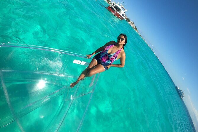 Tour Isla Mujeres excursion in Collective Transparent Boat - FAQs About the Isla Mujeres Transparent Boat Tour