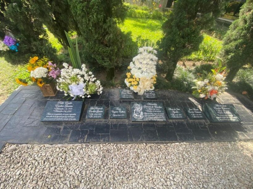 Tour Medellín: Pablo Escobar and Commune 13 - Authentic Stories and Real Experiences