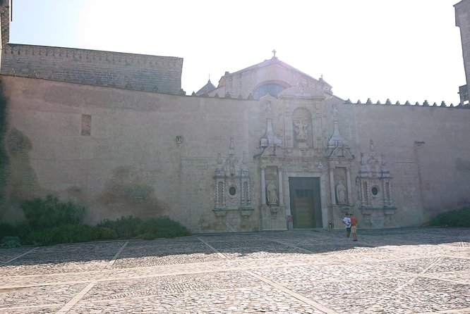 Tour monastery Poblet with hotel pickup - Detailed Breakdown of the Itinerary