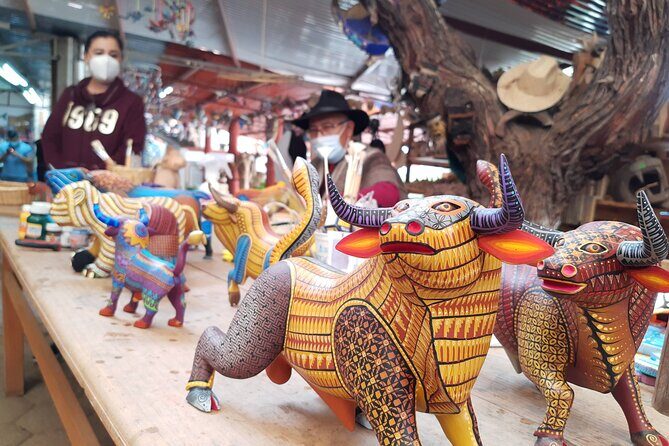 Tour Monte Albán "clasico" - Practicalities: Transportation, Group Size, and Overall Value