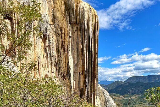 Tour Monte Albán, Hierve el agua, Teotitlán Del Valle and Mezcal - Frequently Asked Questions