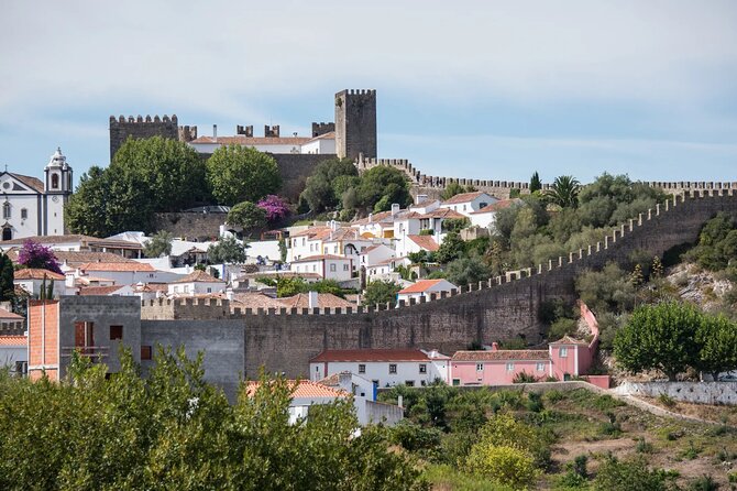 Tour Óbidos, Nazaré and Aveiro from Lisbon - FAQ