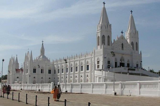 Tour of Basilica of Our Lady of Good Health in Velankanni from Thanjavur - Key Points