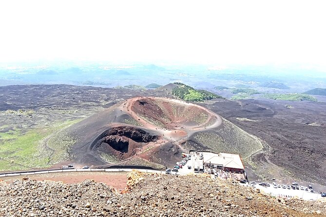 Tour of Etna on foot, food and wine tasting in the Etna winery - Practical Details and Value