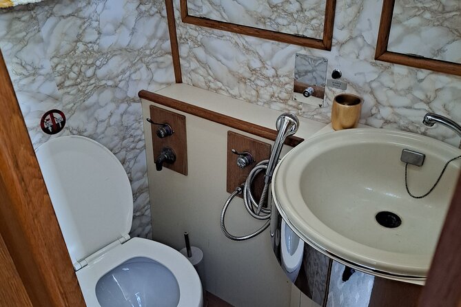 Tour of Ischia in Private Yacht - Reviewing Traveler Feedback and Experiences