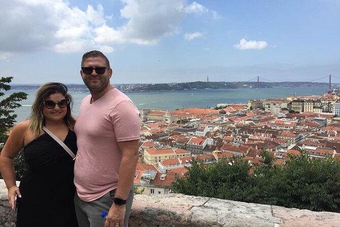 Tour of Lisbon in a Private Tour - Explore Iconic Sites and Hidden Gems