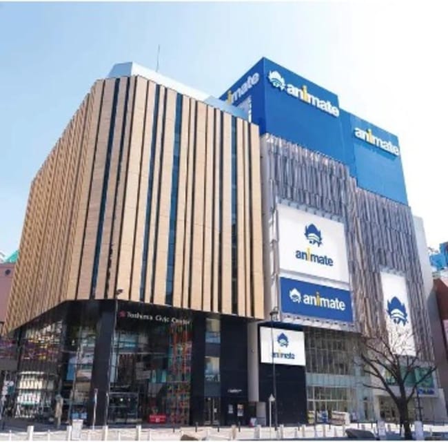 Tour of One of the World's Largest Anime and Manga Shops - Exploring the Floors