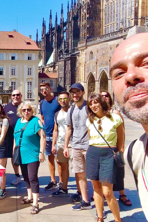 Tour of Prague Castle in italian language ticket included - What to Expect from the Prague Castle Italian Tour