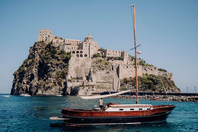 Tour of the Island of Procida in a Schooner - Inclusions and Amenities of the Tour