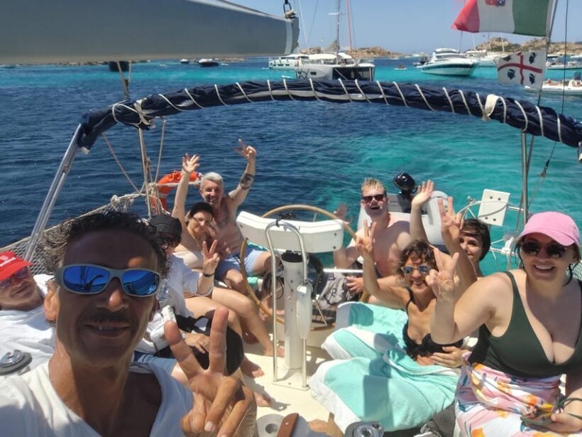 Tour of the islands of the archipelago with lunch and drinks - What Makes This Tour Stand Out?