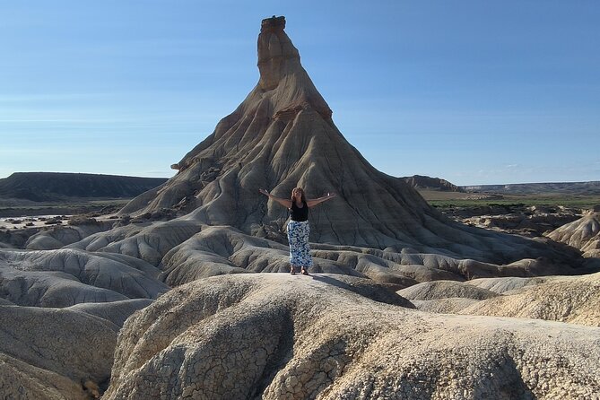 Tour of Tudela and the great desert of Europe. - Key Points