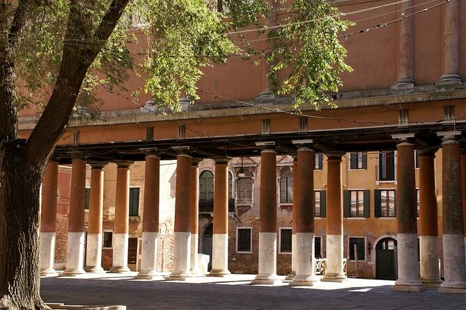 Tour on the Trails of Commissario Brunetti in Venice - Breaking Down the Itinerary