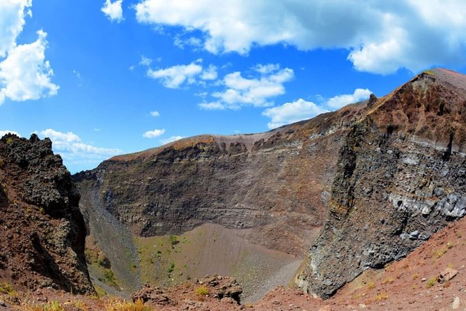 Tour on Vesuvius with wine tasting - An In-Depth Look at the Vesuvius and Wine Tour