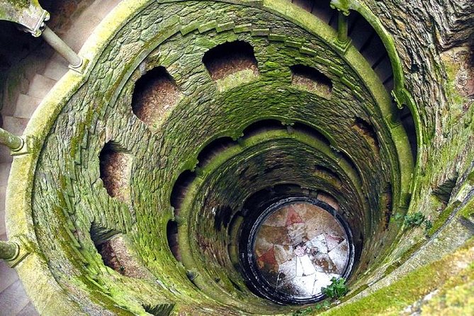 Tour on Wheels Sintra With Pick-Up Lisbon - Transportation and Vehicle Amenities