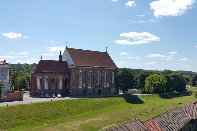 Tour Out of Vilnius: Paneriai Holocaust Park, Trakai, Kaunas - Pazaislis Monastery
