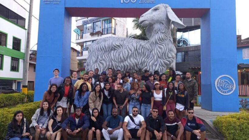 Tour Peñol-Guatape privado: con desayuno, almuerzo y bote - An In-Depth Look at the Peñol-Guatape Private Tour