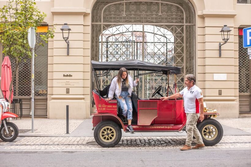 Tour Porto: Classic Car + A Toast with Port Wine - Who Will Benefit Most from This Tour?