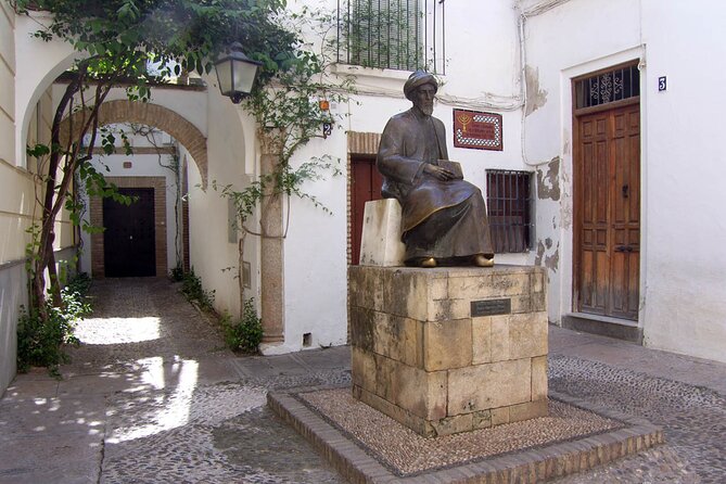 Tour pour la mosquée, l'Alcazar et le quartier juif - Who Should Take This Tour?