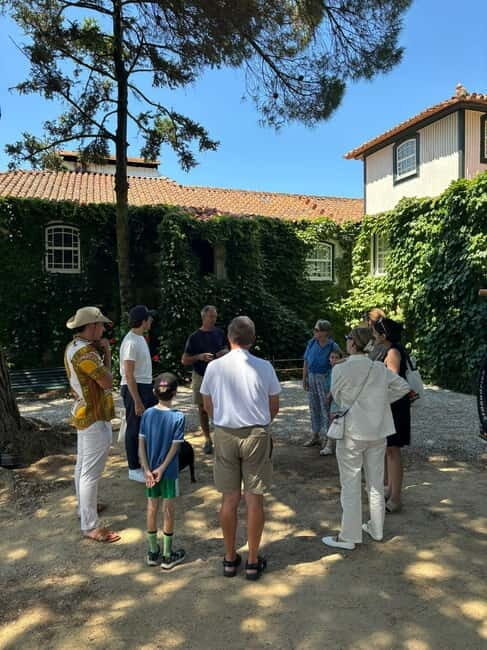 Tour Premium no Douro: Vinho, Cruzeiro e Comida Tradicional - Frequently Asked Questions
