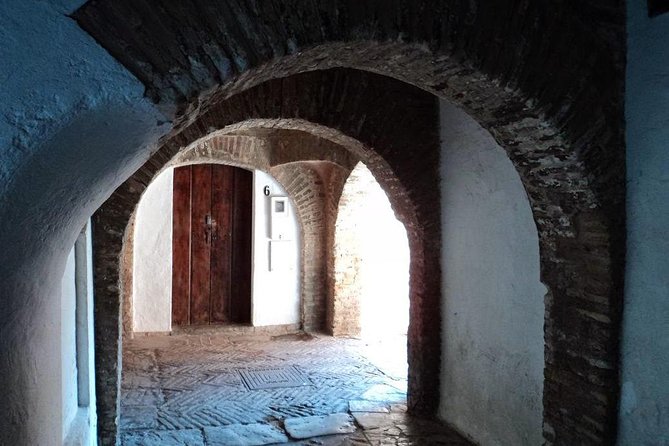 Tour Seville Complete and Jewish Quarter Santa Cruz - Frequently Asked Questions