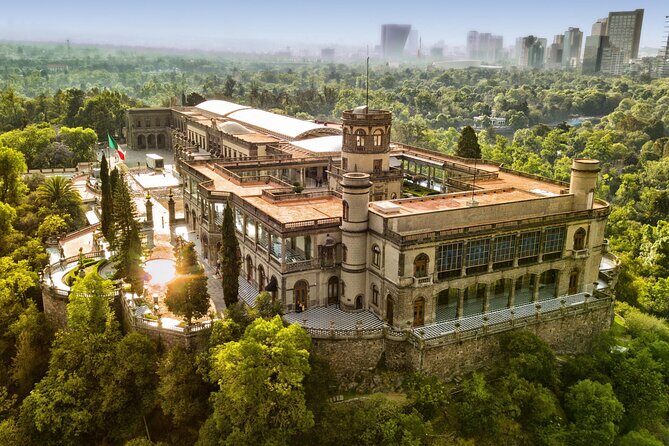 Tour to Chapultepec Castle - A Closer Look at the Tour to Chapultepec Castle